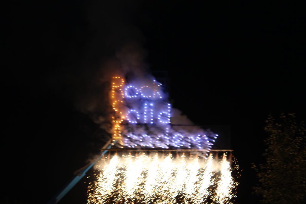 Fire Writing – Advanced Pyrotechnics